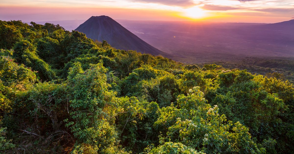 El Salvadors neue Tourimus-Ära - Conscious Explorer